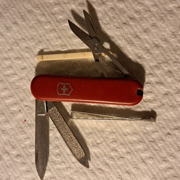 Victorinox Swiss Army | Other | Victorinox Swiss Army Knife Small Multi ...